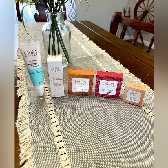 Laura Geller | Makeup | Laura Geller Bundle Two Foundations A Primer A ...
